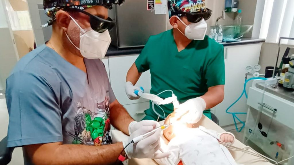 IPLF | IPLF Tecnologia para corregir la lengua atada